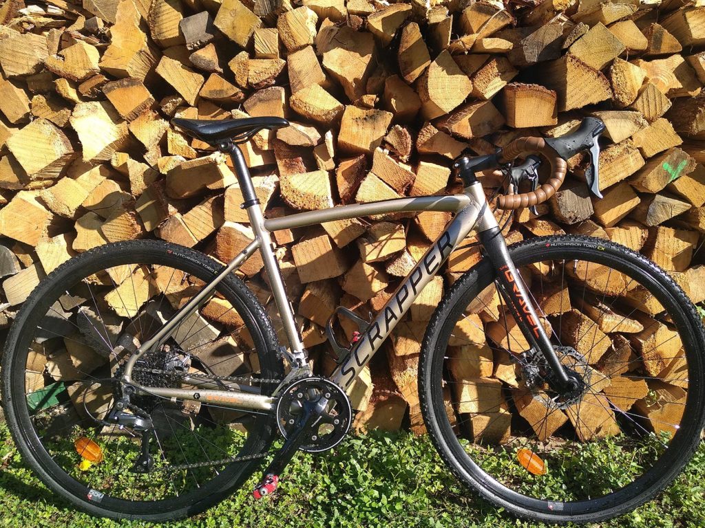 Scrapper Spego Gravel : la classe éco - Bike Café