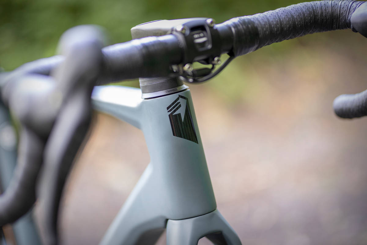 Superior X-ROAD Team Comp : un Gravel taillé Allroad - Bike Café