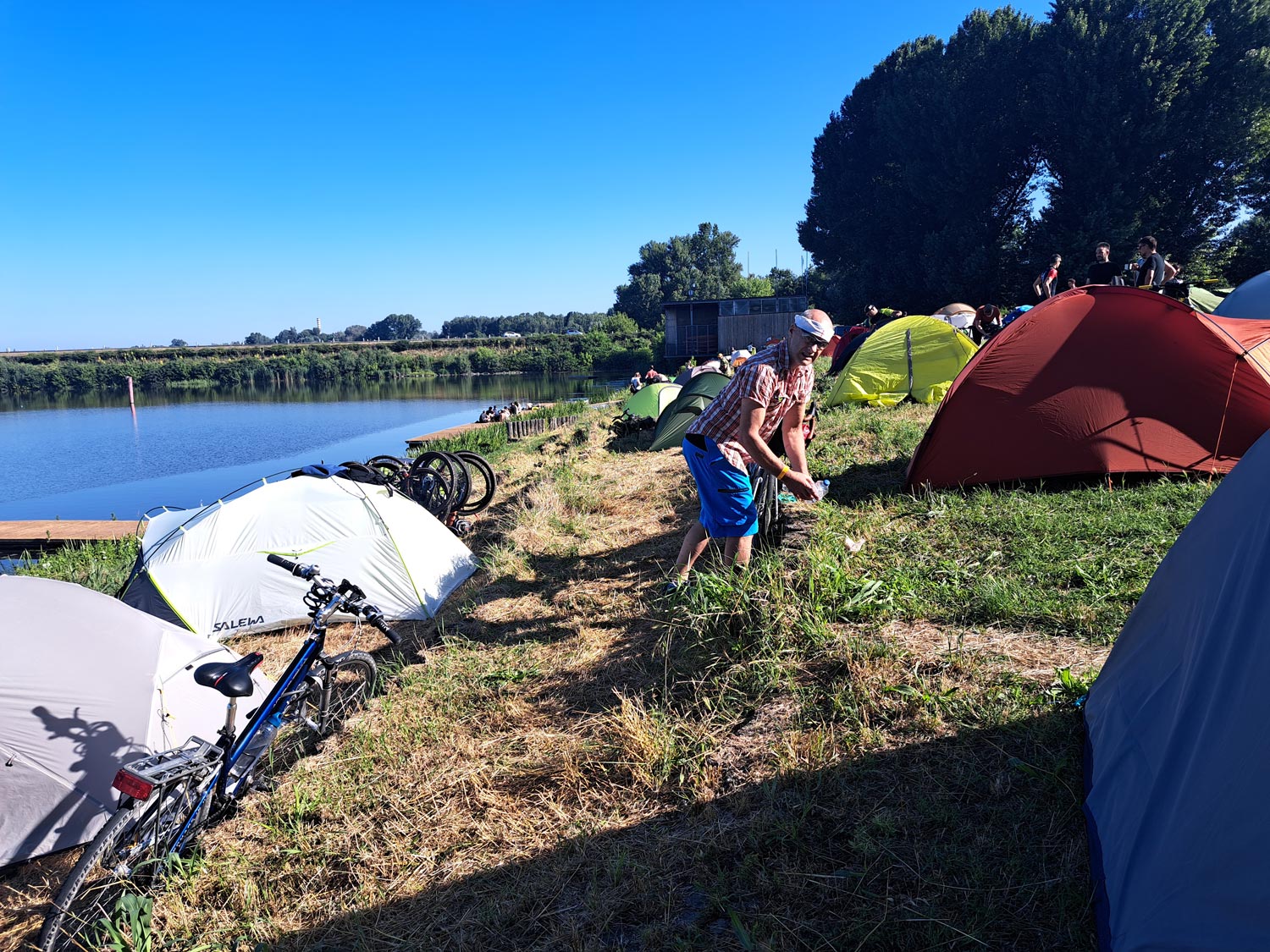 BAM : l'explosion joyeuse du voyage à vélo. - Bike Café