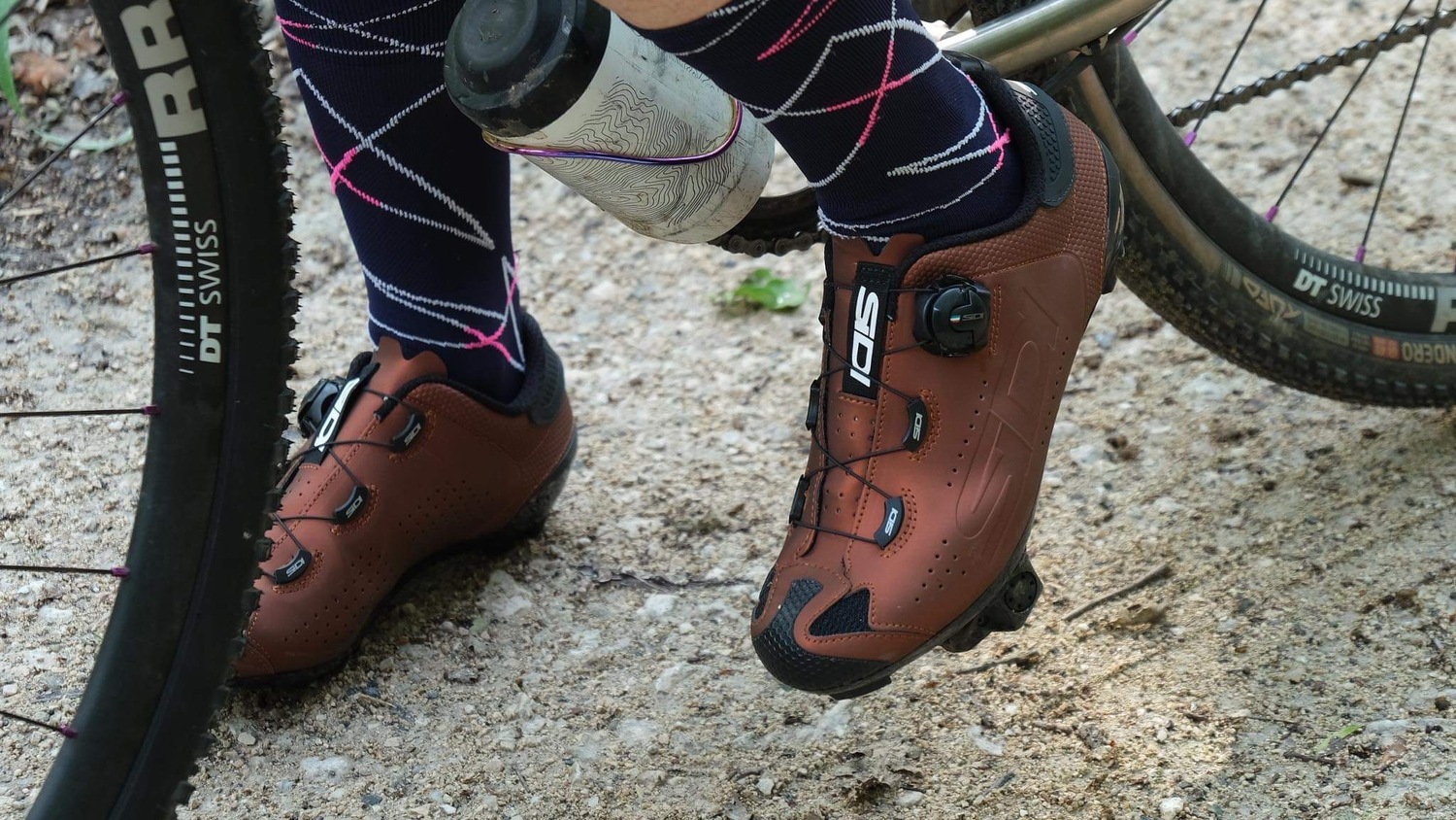 Quelle panoplie gravel pour cet été ? - Bike Café