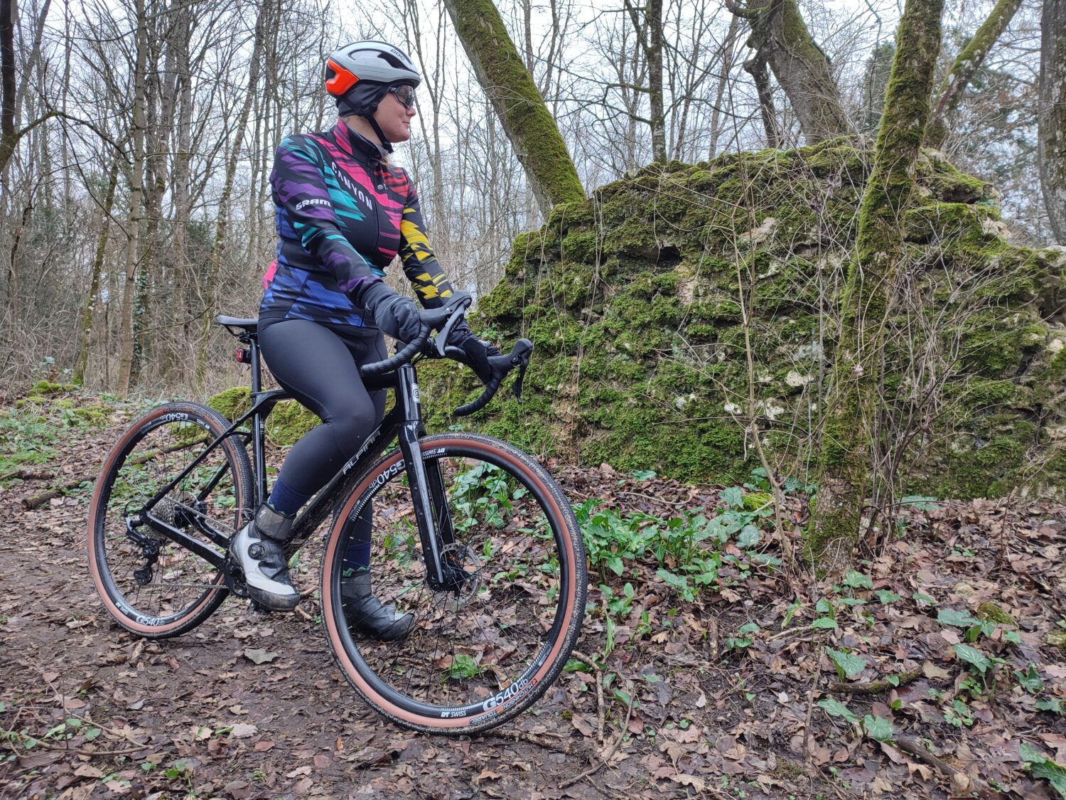 En Gitane G-Wild Alpina Carbon, explorez la liberté - Bike Café