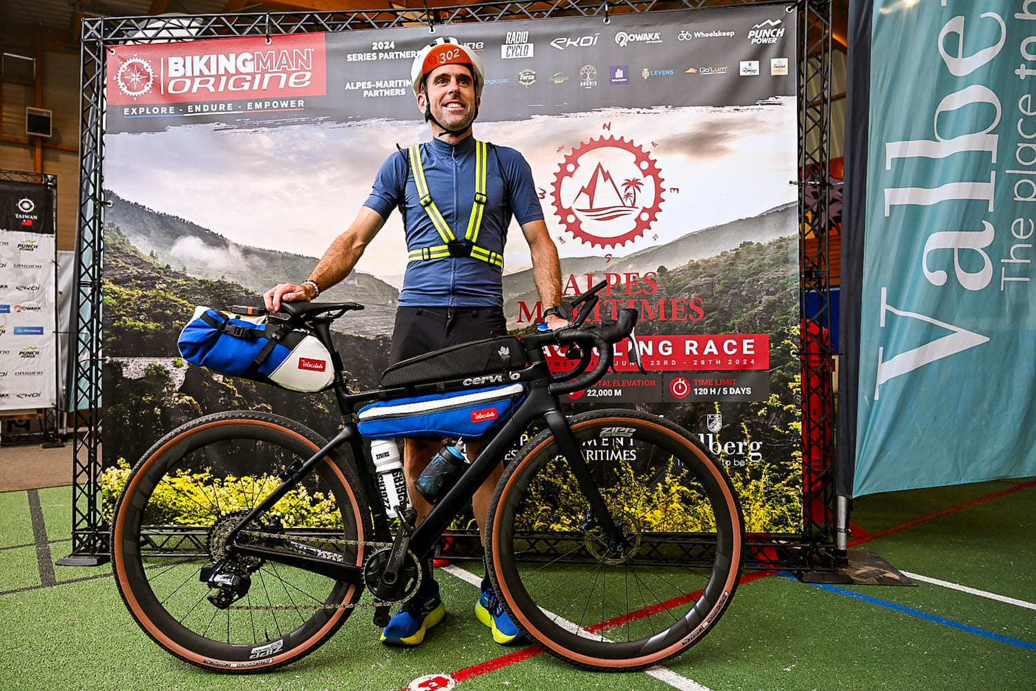 Roues carbone Zipp 303 Firecrest : test longue durée AllRoad - Bike Café