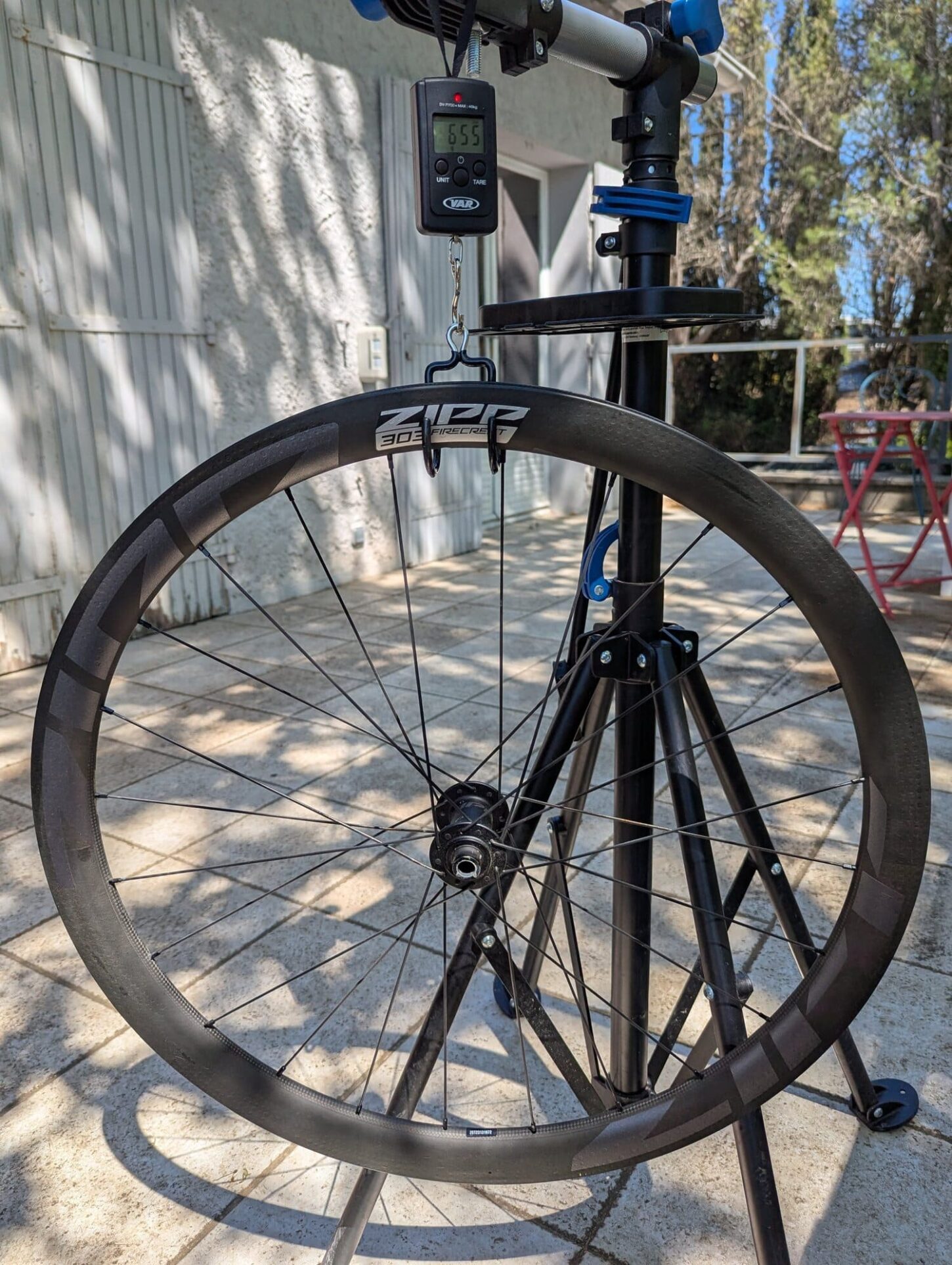 Roues carbone Zipp 303 Firecrest : test longue durée AllRoad - Bike Café