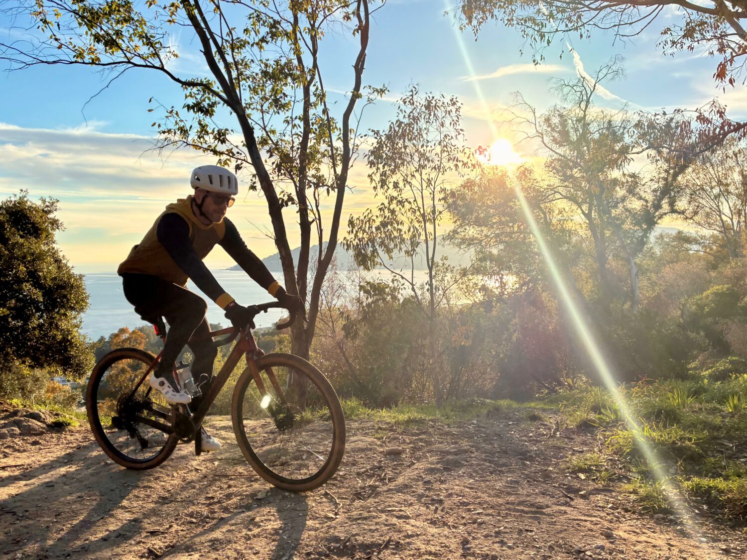 Bombtrack Hook EXT C : l'héritage de l'ultra-distance - Bike Café